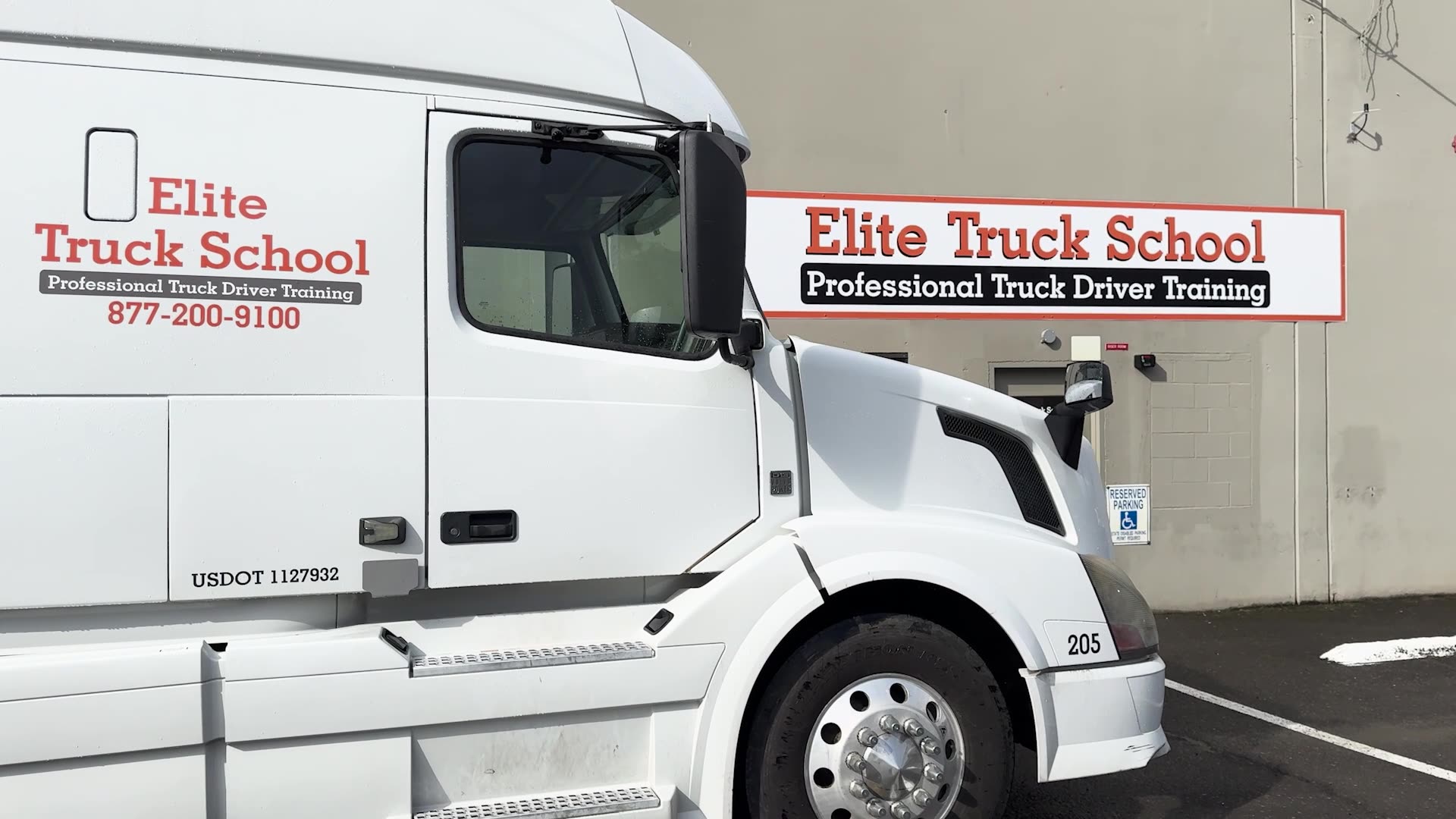 CDL Training for Military Veterans - Elite Truck School